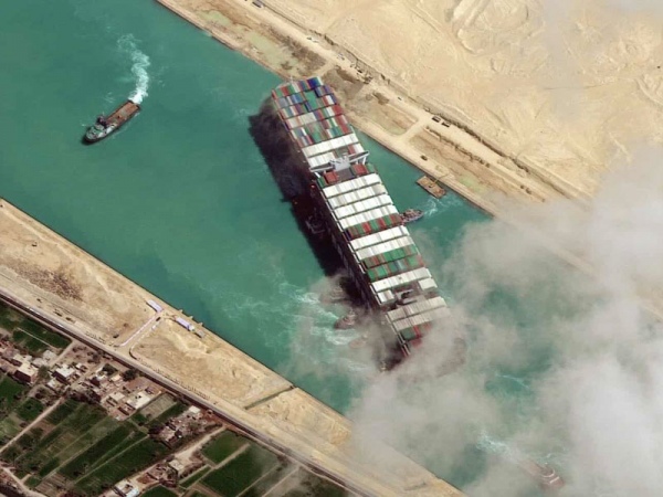 Maersk demanda a Evergreen por pérdidas sufridas tras el encallamiento del “Ever Given” en el ...