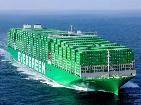 Evergreen apuesta por la sostenibilidad: adquirirá 24 portacontenedores impulsados por metanol ...
