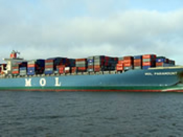 MOL combines Asia-WC South America loops - MundoMaritimo