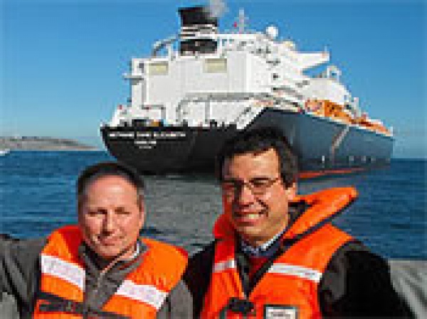 Autoridades reciben primer buque en GNL Quintero - MundoMaritimo