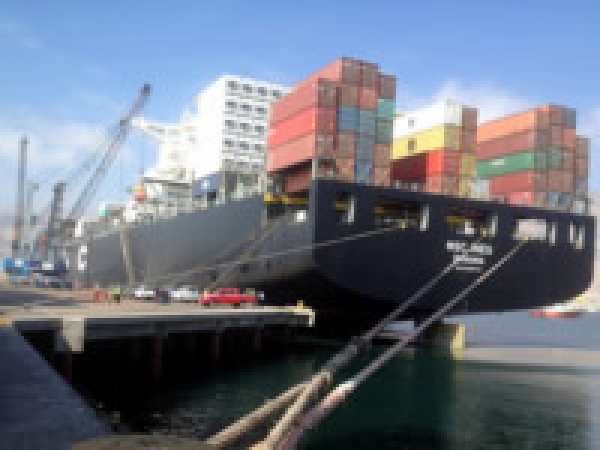 A instalaciones de ITI arribó gigante motonave MSC Inés - MundoMaritimo