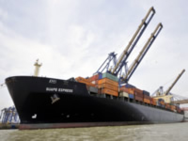 En Puerto de Cartagena arriba oficialmente primer buque post panamax ...