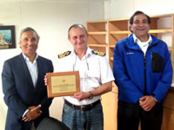 TCVAL recibió su primera nave como nuevo operador de Terminal 2 ...