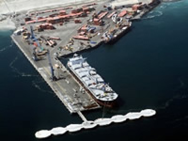 Puerto Angamos reanuda operaciones y Ultraport denuncia hechos de ...