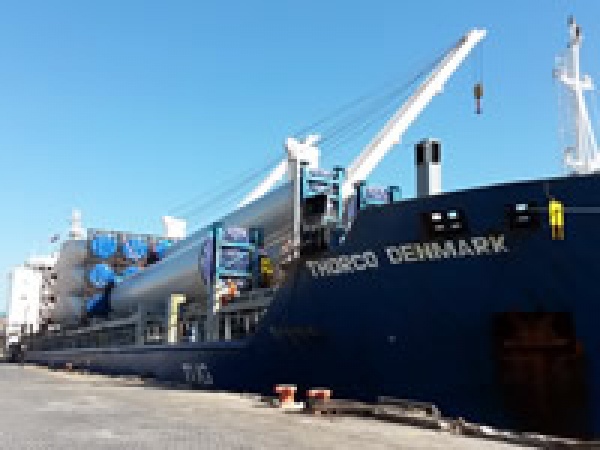 Thorco Shipping vessel with wind park modules arrives from China ...