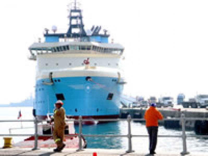 TCVAL recibe llamativa nave que asiste a plataformas petroleras ...