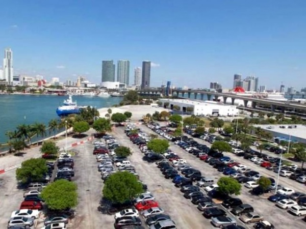 Alcalde de Miami destina sector del puerto para terminal de ferries ...