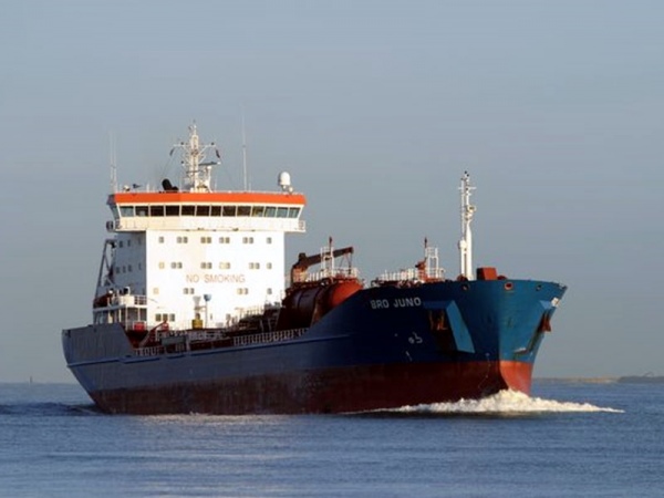 CMC adquirirá dos buques tanque petroleros por US$28,2 millones cada ...