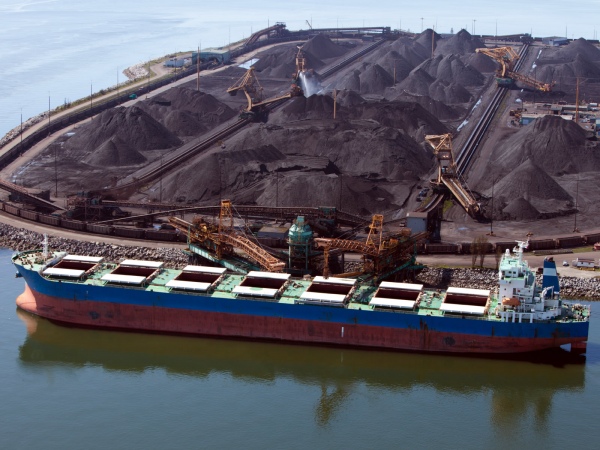 Exportaciones de carbón térmico por vía marítima marcan excedente de 8 ...