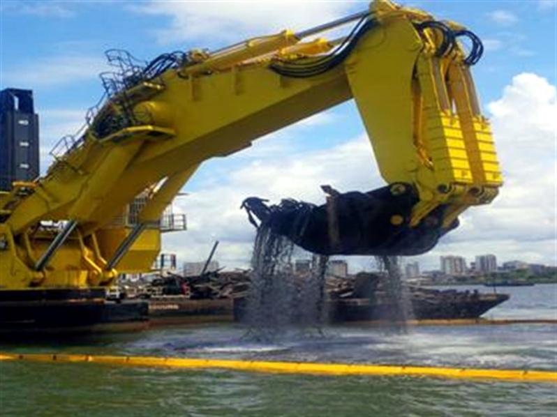 Puerto De Manta Dio Inicio Al Dragado Que Lo Convertir En El M s