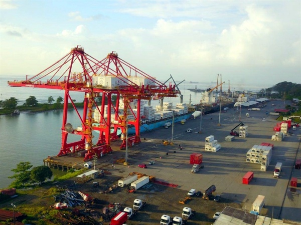 Japdeva y APM Terminals trabajan en colaboración para atender buques en ...