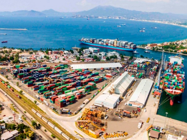 Puerto de Manzanillo, México: Hutchison Ports Timsa reactivó su ...