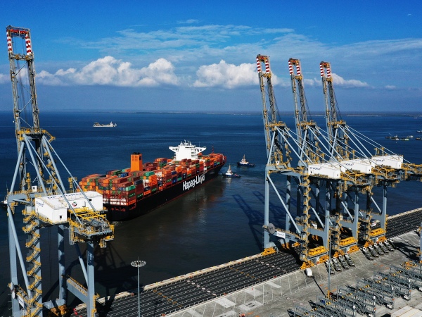 DP World Posorja cumple un año de operaciones y se consolida como el ...