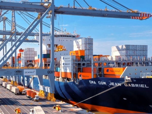 DP World Posorja: Buque "Jean Gabriel" de CMA CGM establece récord para ...
