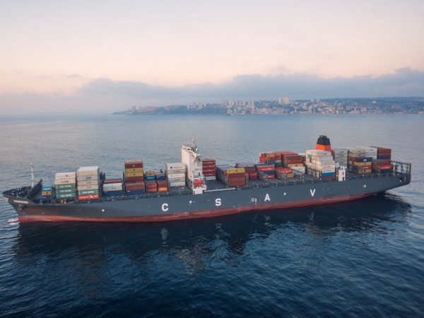 CSAV alcanza utilidades de US$3.210 millones en 2021, el mejor ...