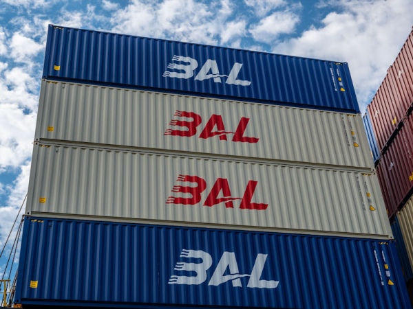 BAL Container Line es vinculada a orden de dos portacontenedores de 14. ...