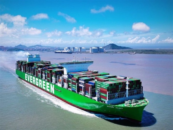 Evergreen continúa su ascenso al publicar récords en ingresos y EBIT en ...