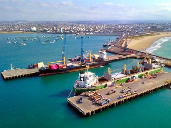 Puertos de Manta y Posorja son los únicos que cuentan con escáneres en ...