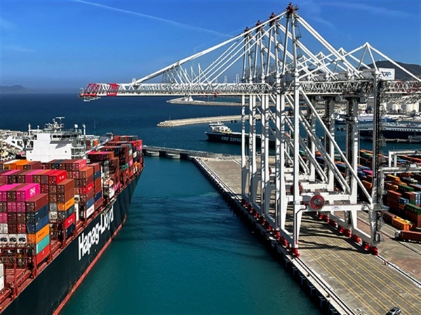 Inversión de líneas navieras será clave para terminales portuarias en ...