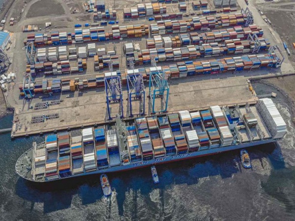 APM Terminals Quetzal recibió al mayor portacontenedores de la historia ...