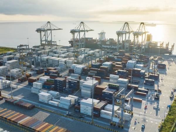DP World Posorja establishes itself as a leading terminal in Latin ...