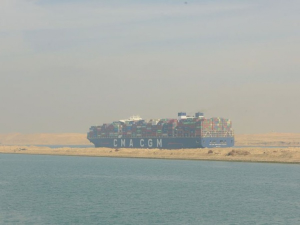 CMA CGM avanza en retorno estructural al Mar Rojo con tránsito completo ...